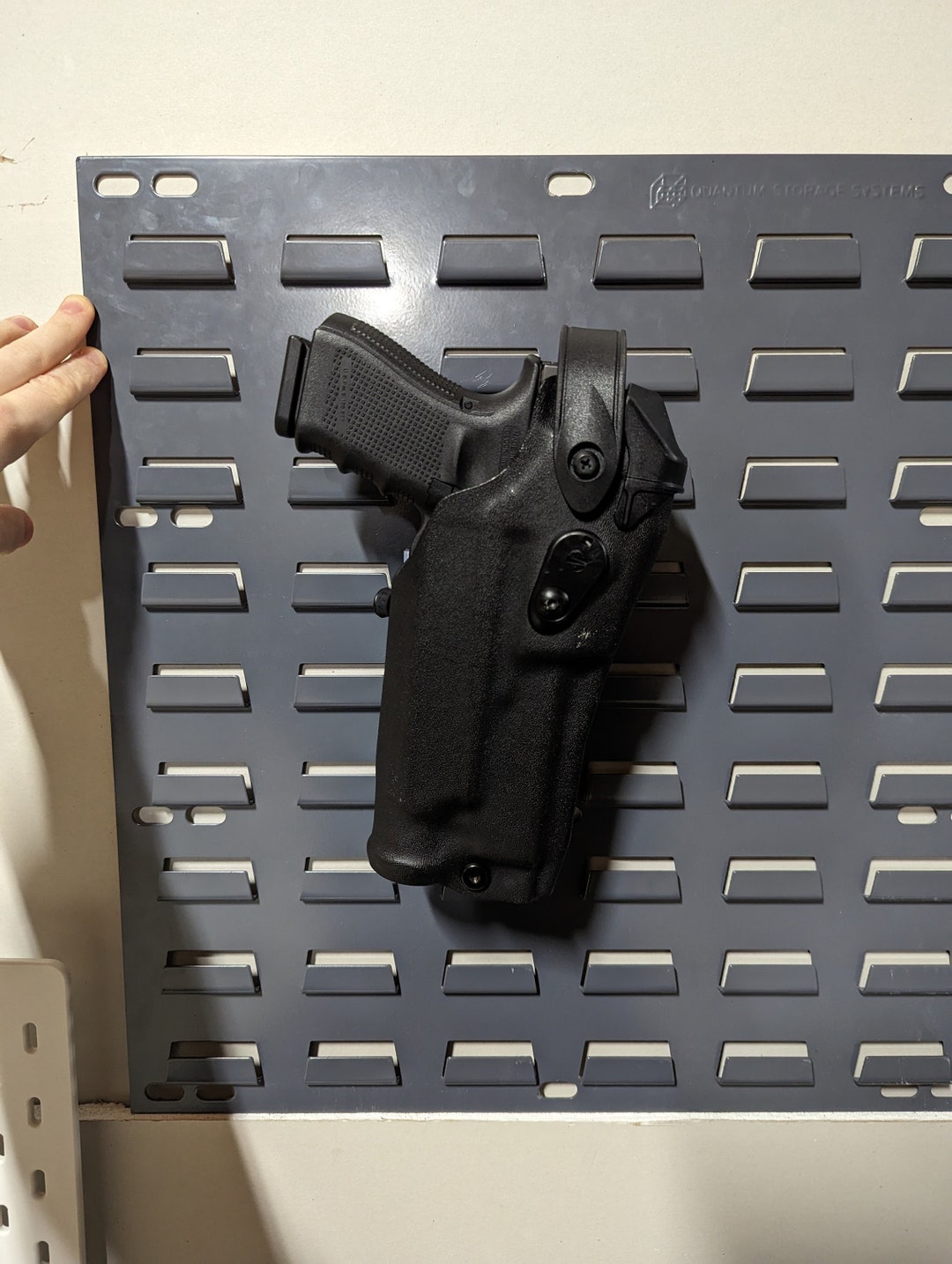 Locking Mount for Safariland QLS - Secureit / Akro-mils | Handgun ...