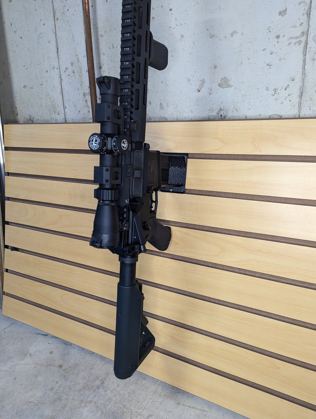 AR 15 Inline Vertical Magwell Mount - Slatwall | Rifle Holder Storage ...