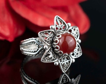 Lotus Goth Ring - Etsy
