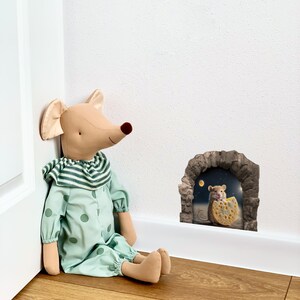 Mouse Hole Sticker, 3D Wall Decal, Skirting Board Sticker, Cute Mouse ...