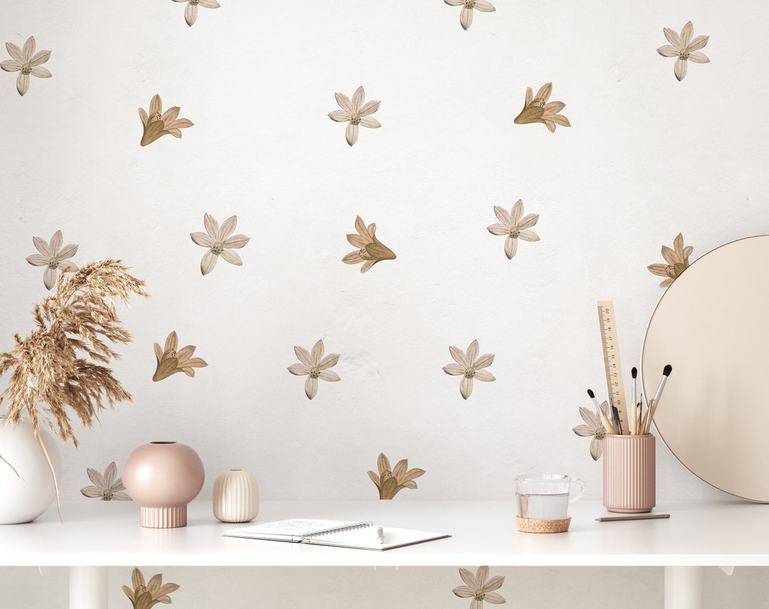 Lily Flower Wall Decal Stickers: Minimalist Floral Home Decor - Etsy