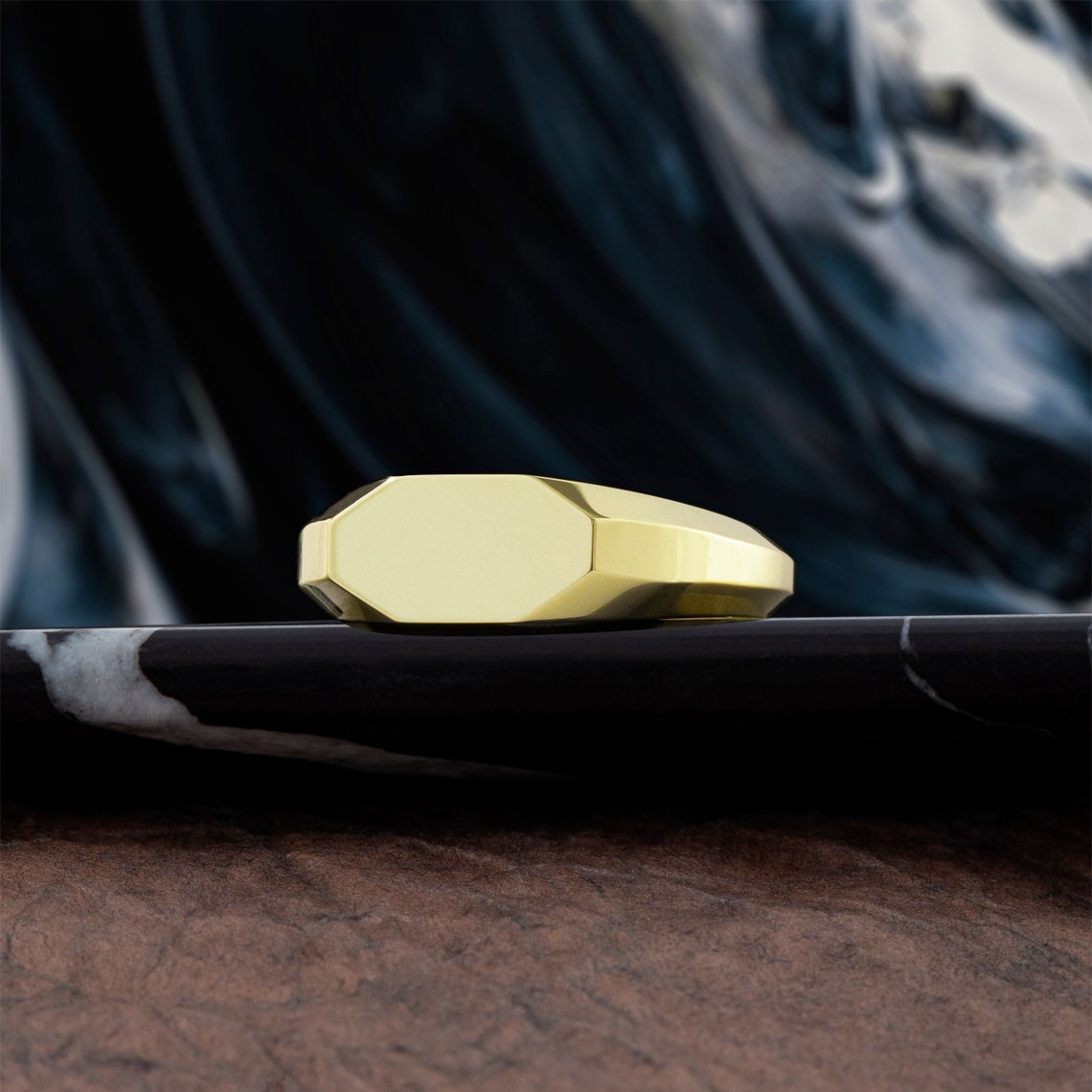 Streamline Faceted Gold Signet Ring Personalized Initial - Etsy