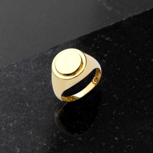 Custom Engraved Pinky Ring in Gold, Engravable Mens Signet Ring in 14K ...