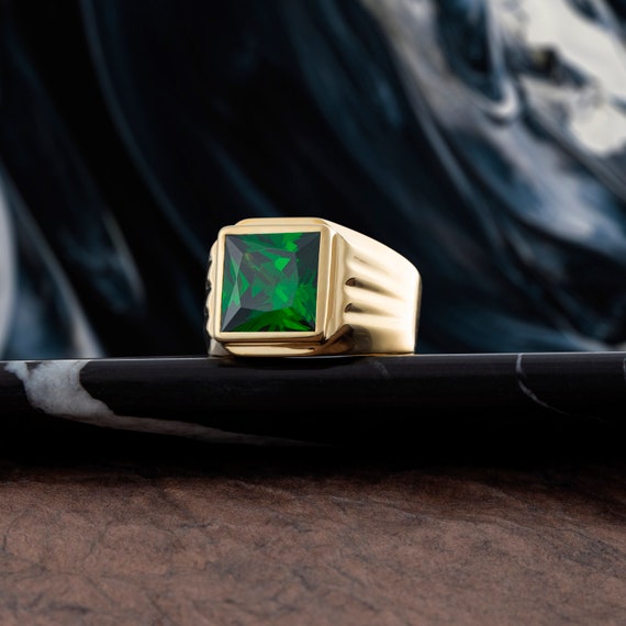 Green Stone Mens Gold Signet Ring 14K Gold Personalized - Etsy