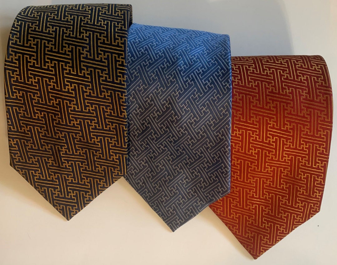 Japanese Interlocking Keys Silk Tie - Multiple Colors - Etsy