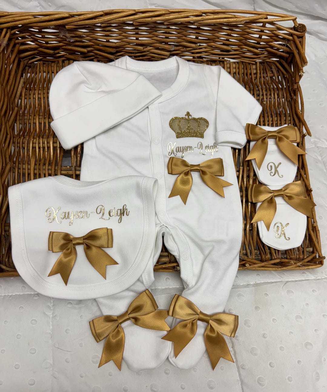 Newborn Baby Boy Homecoming Luxury Set Sleepsuit/babygrow Bib Mitts Hat ...
