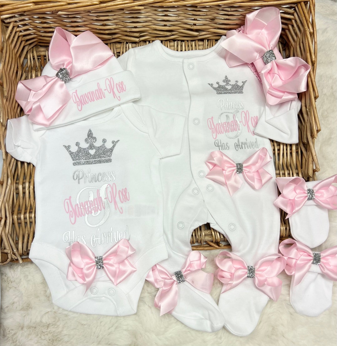 Newborn Baby Homecoming Set, Sleepsuit/babygrow Large Bow Hat Mitts ...