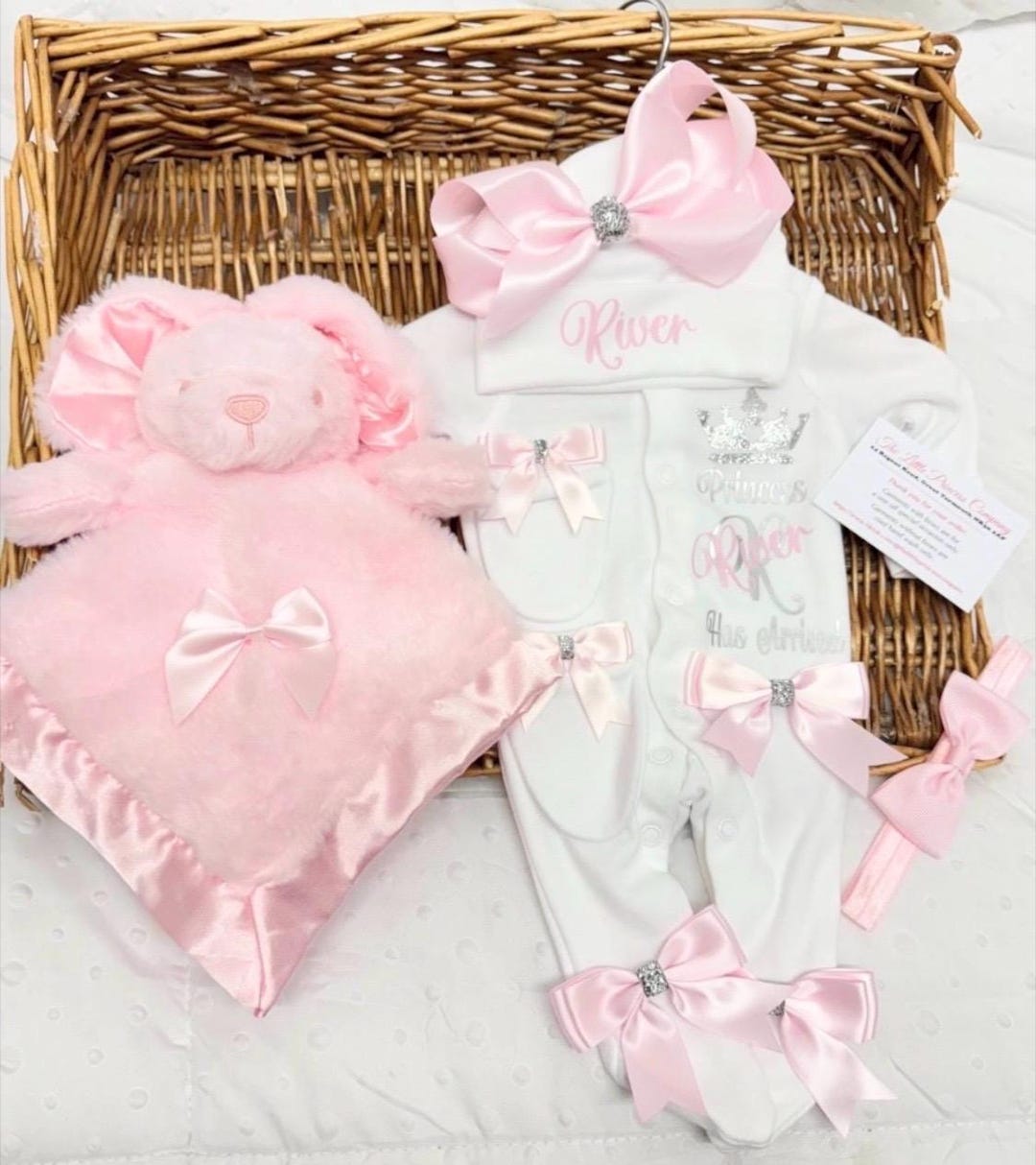 Baby Comforter Set Newborn Homecoming Hat Headband Sleepsuit/babygrow ...