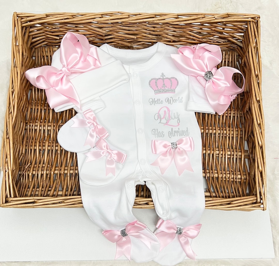 Newborn Baby Homecoming Set, Any Name or Text or Character Personalised ...
