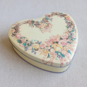 Vintage Heart Shaped Tin - Etsy