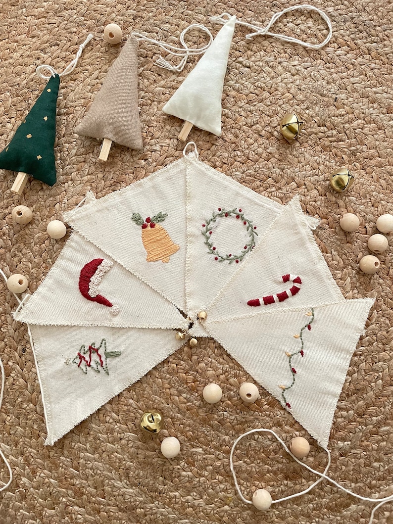 Christmas Bunting Banner – Hand Embroidered Fabric Garland for Holiday ...