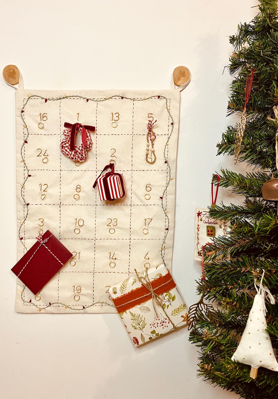 Handmade Christmas Countdown Calendar: Embroidered Cotton Advent ...