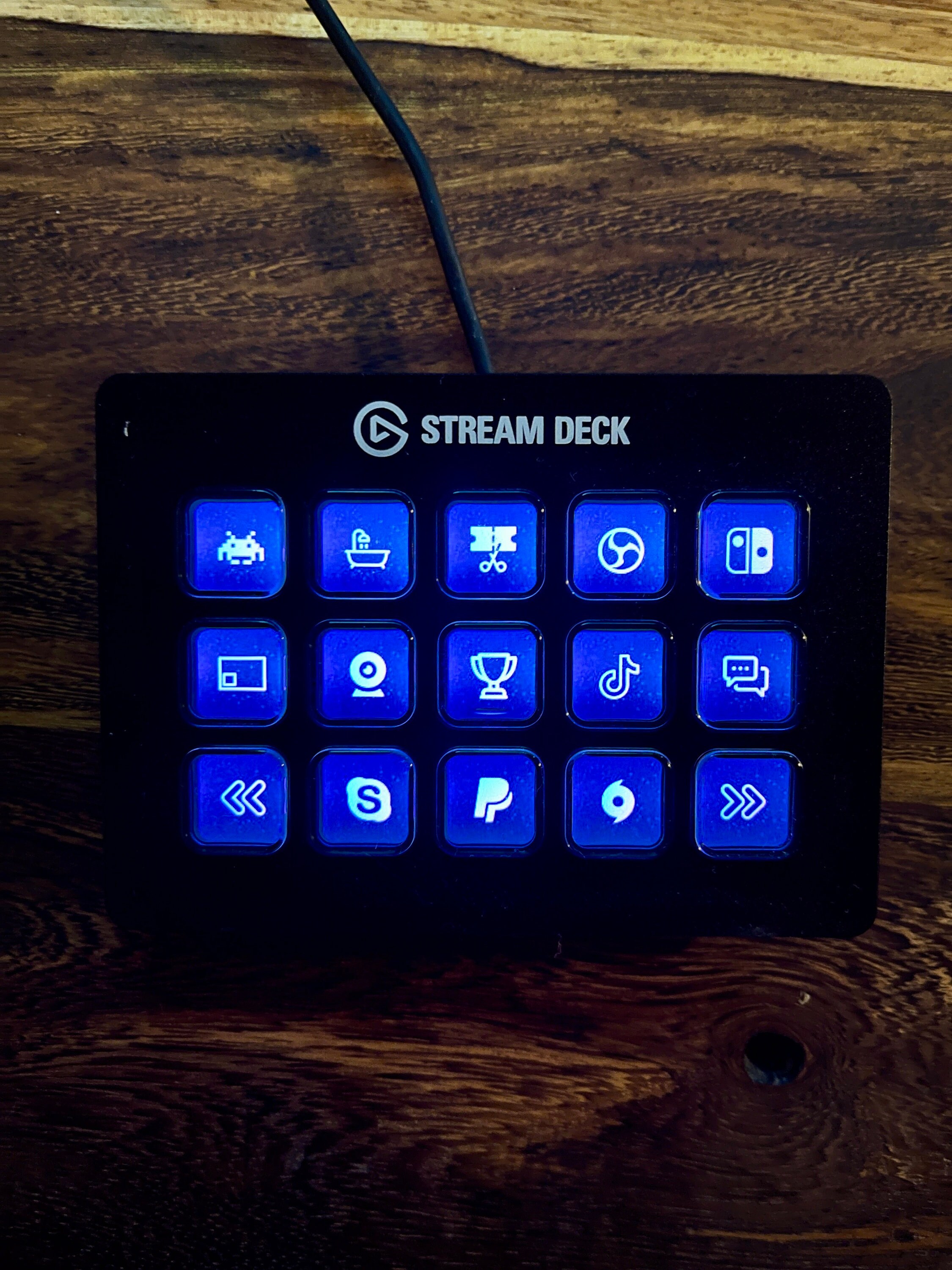 Streamdeck Icons - 168 Dark Blue Purple Gradient on Star Background ...