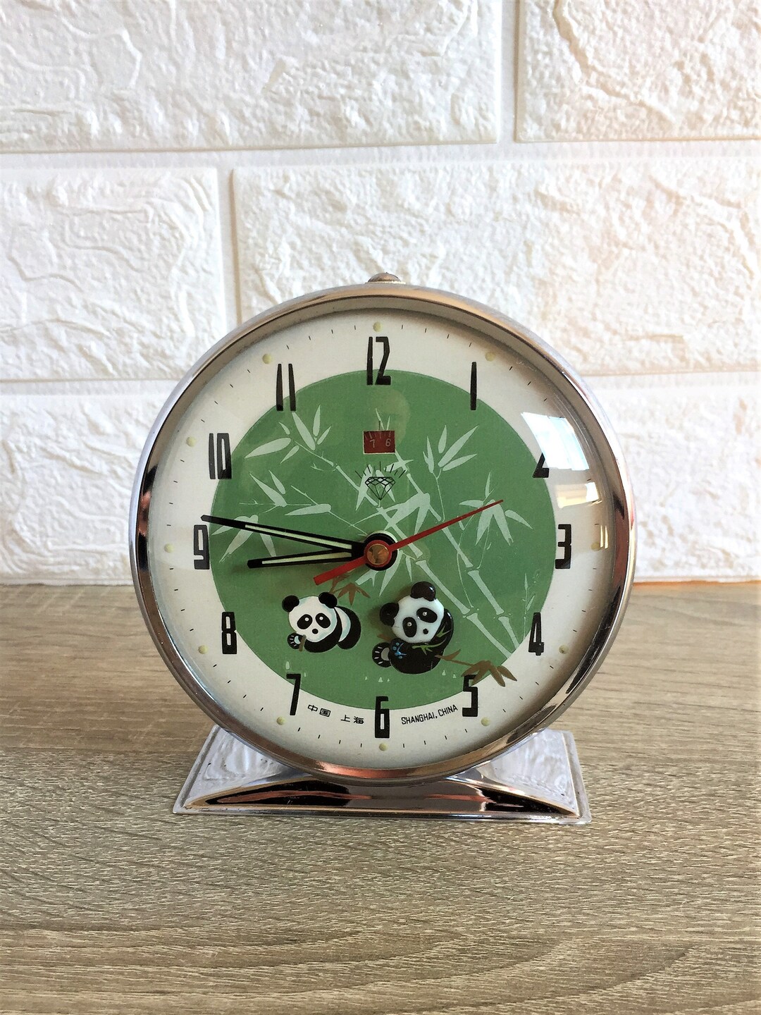 Vintage Animated Panda Alarm Clock SHANGHAI Desk Table Décor Réveil ...