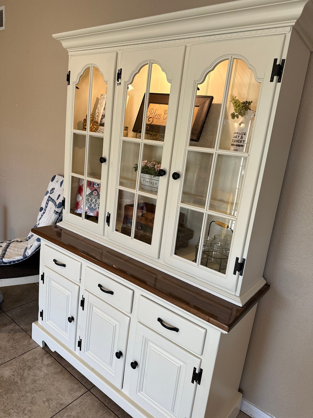 Farmhouse China Cabinet - Etsy