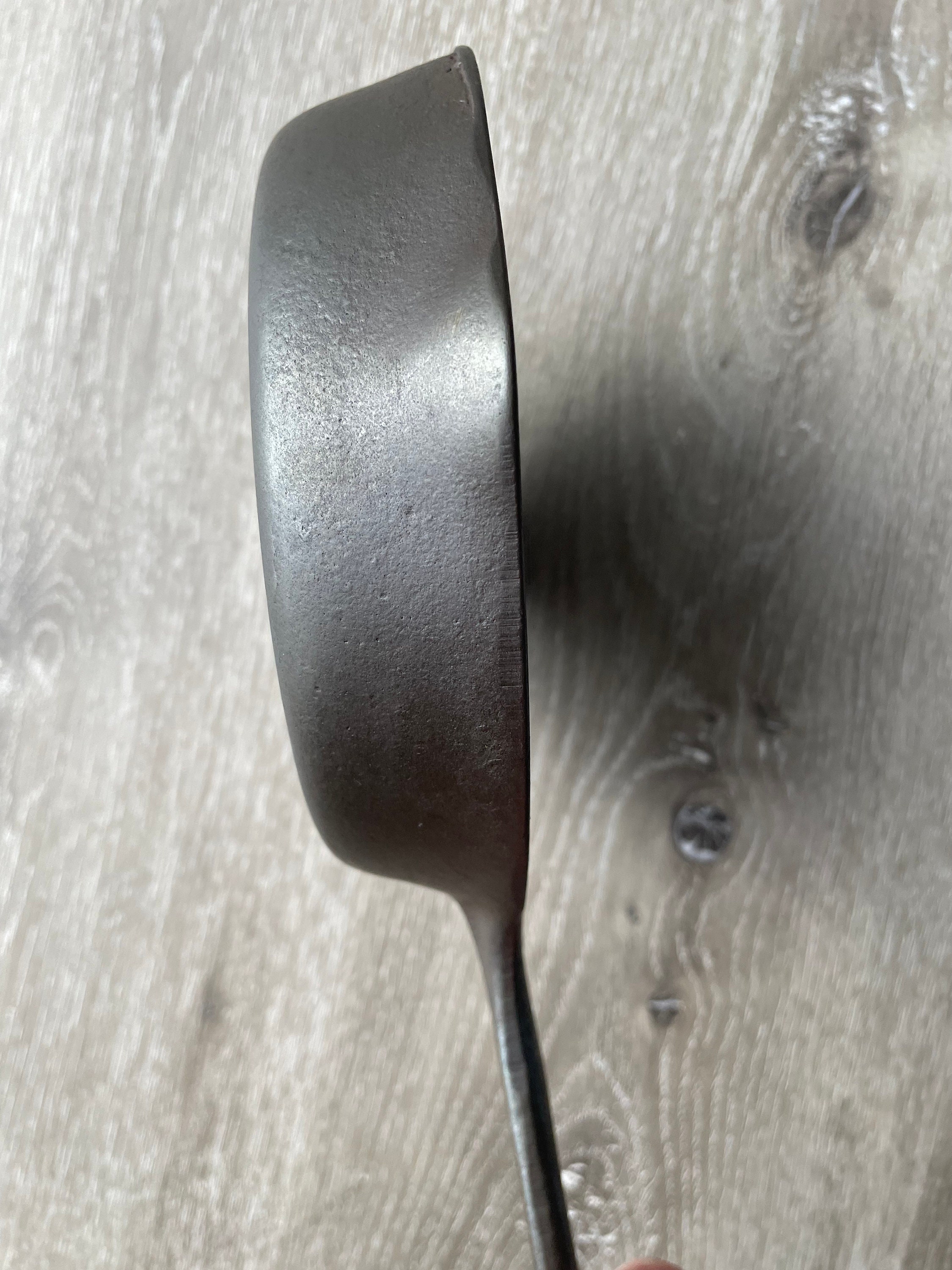 Wapak 3 Skillet, Tapered Logo, 3A, Restored & Triple-seasoned - Etsy