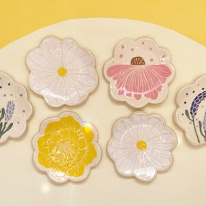 Adorable Small Flower Plate - Etsy