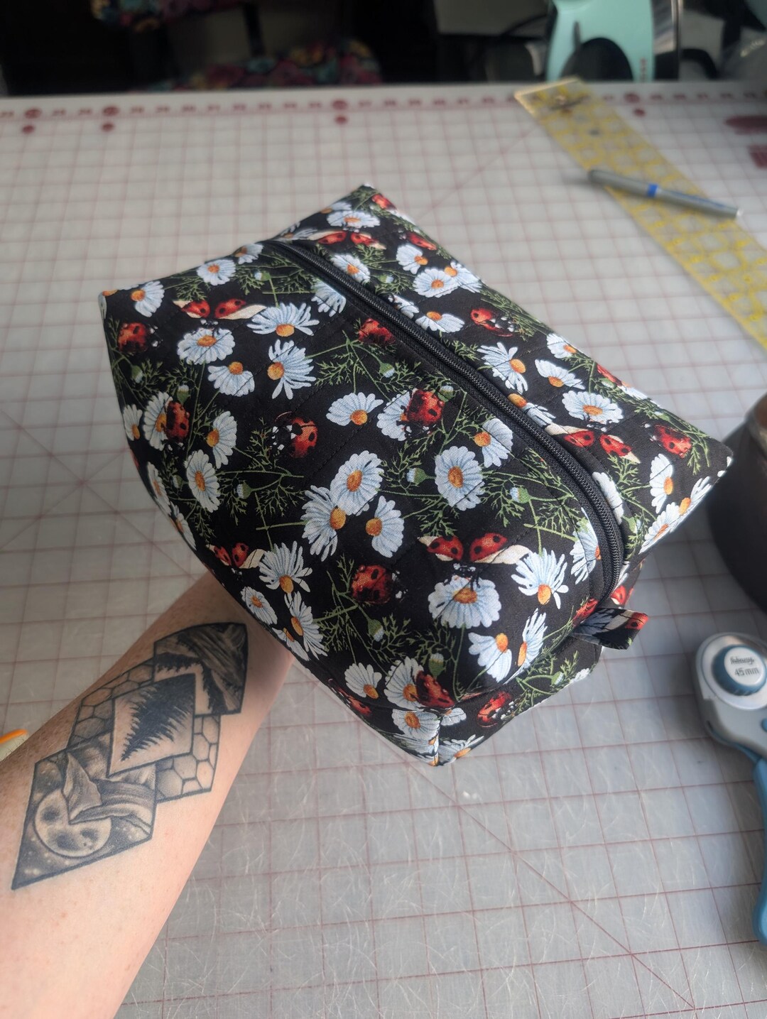 Quilted Box Bag | Makeup | Cosmetic | Toiletry | Artist | Crafter ...