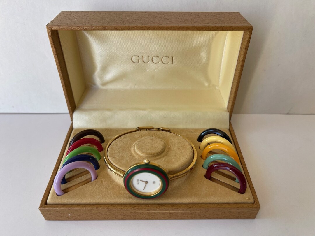 Gucci Ladies 18K Gold Plated 11 Interchangeable Colored Bezels Original ...