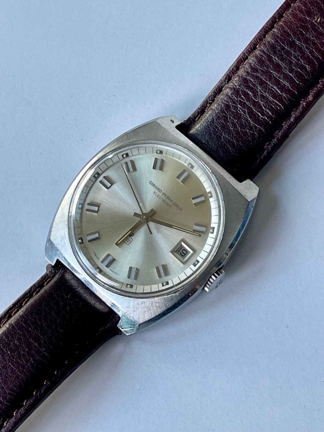 Girard Perregaux Electronic Calendar Date Stainless Steel Screw Down ...