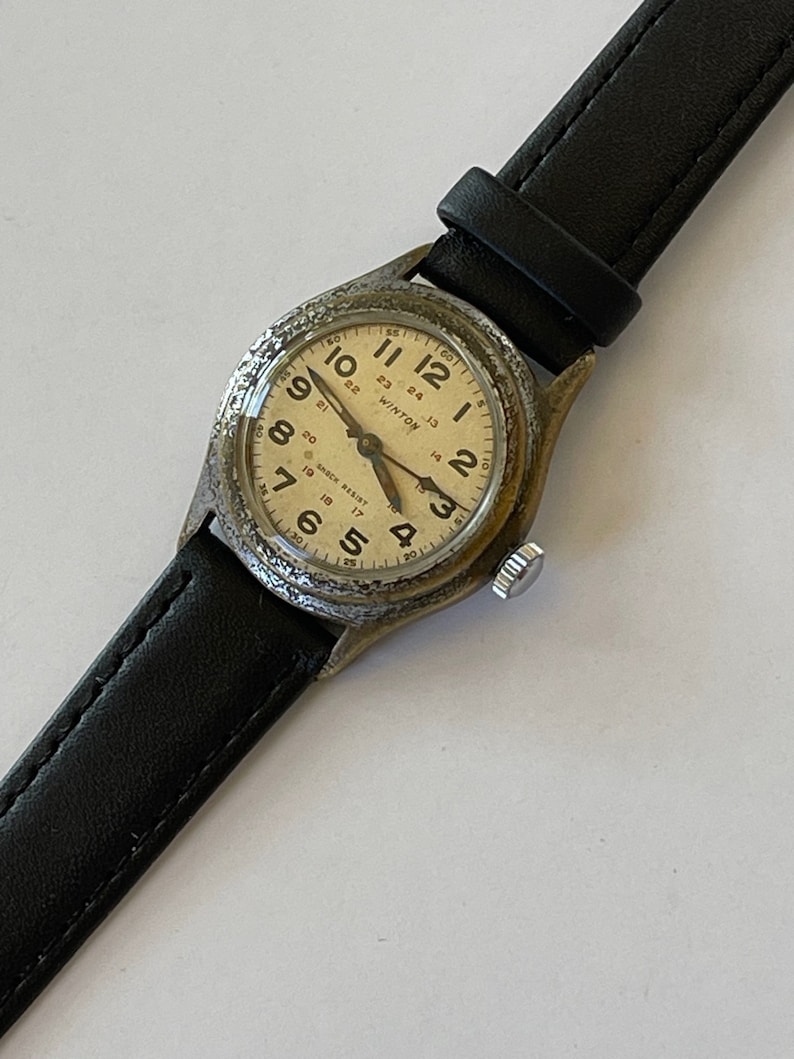 Winton Military Pilot Aviation WWII Screw Down Case I. D. Watch Case Co ...