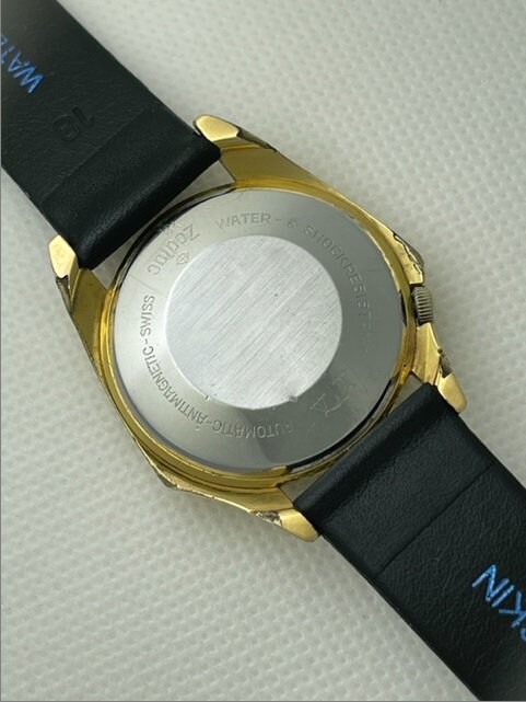 Zodiac Olympos Batman Mystery Dial Bullhead Automatic Offset Crown Gold ...