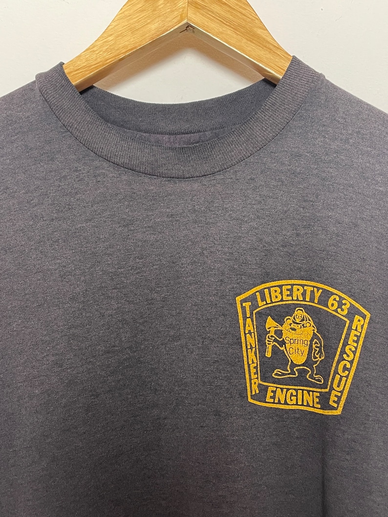 Vintage 1980s Taz Looney Tunes Firefighter Spring City Tanker Engine ...