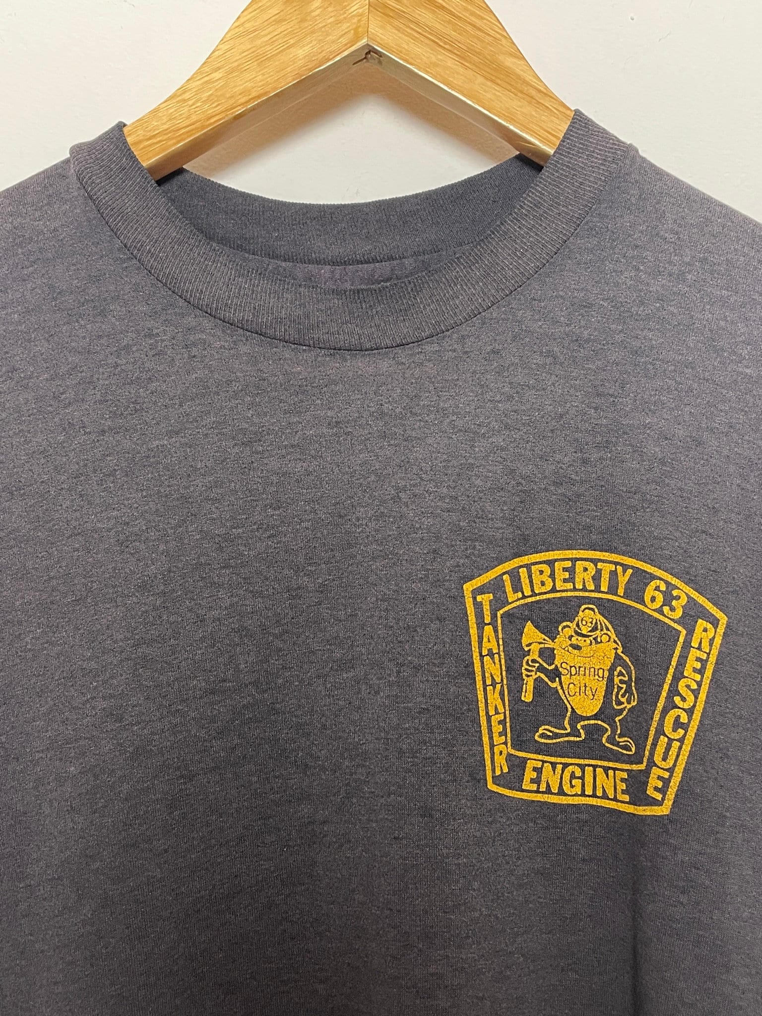 Vintage 1980s Taz Looney Tunes Firefighter Spring City Tanker Engine ...