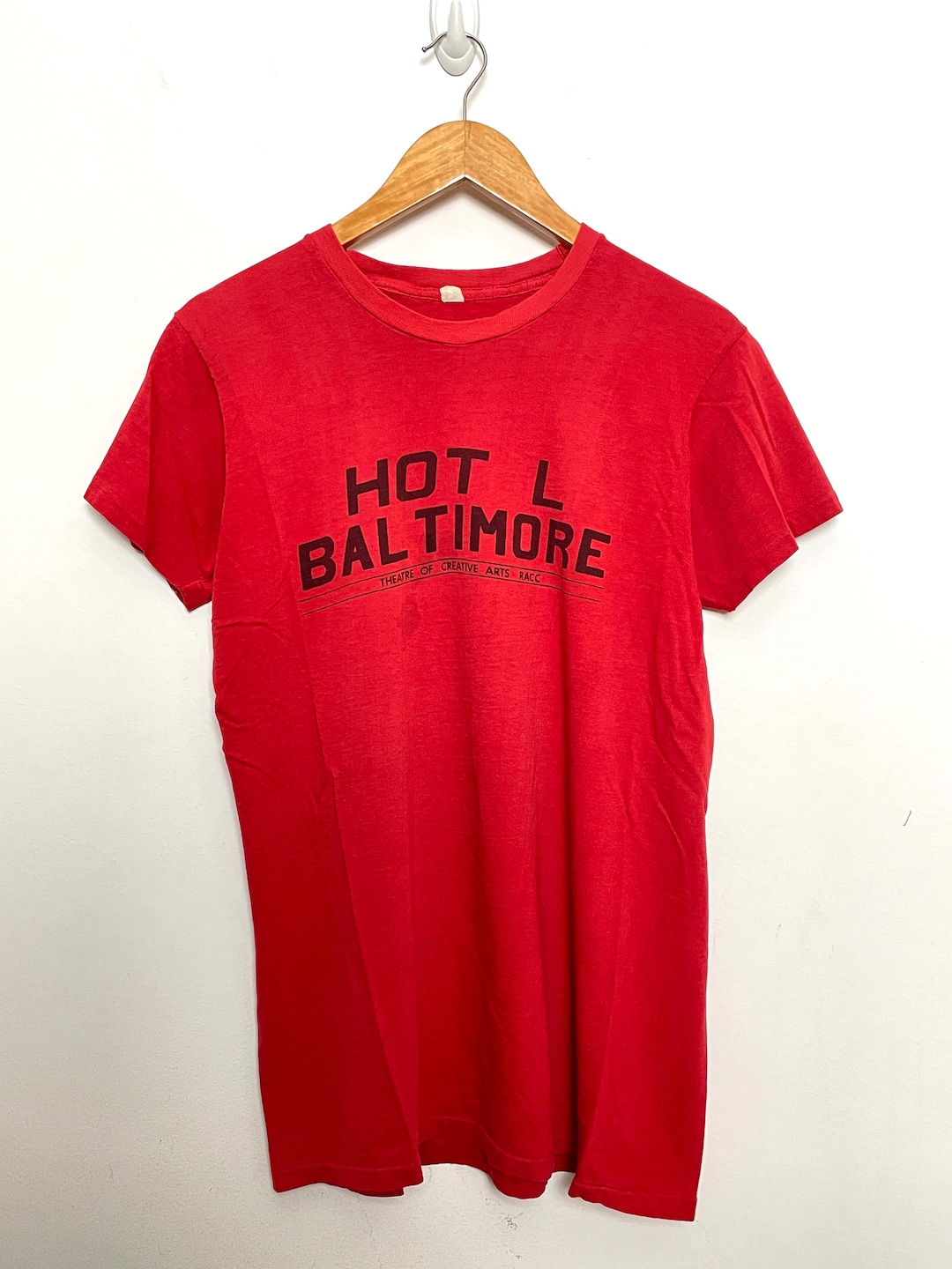 Vintage 1970s Hot L Baltimore TV Show Spell Out Graphic Tee Shirt (fits ...