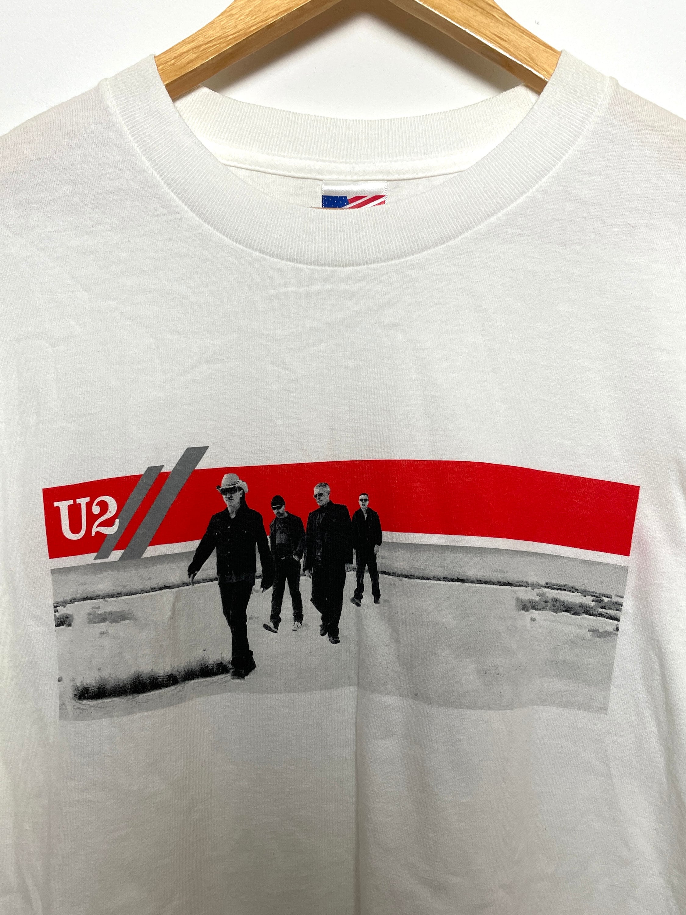 2000s U2 Bono International Tour Graphic Rock Band Tee Shirt (size ...