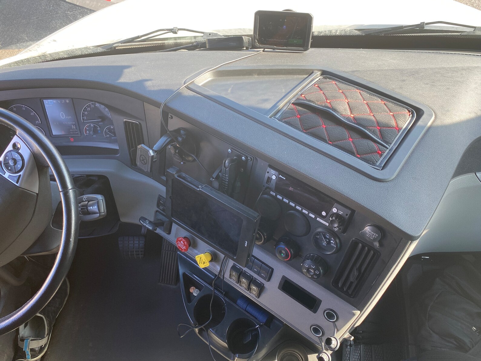 Freightliner Cascadia New Body Dashboard Pocket - Etsy