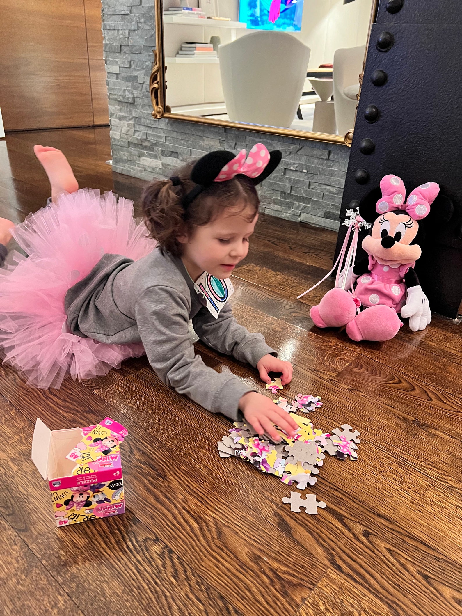 Minnie Mouse Gift Basket - Etsy