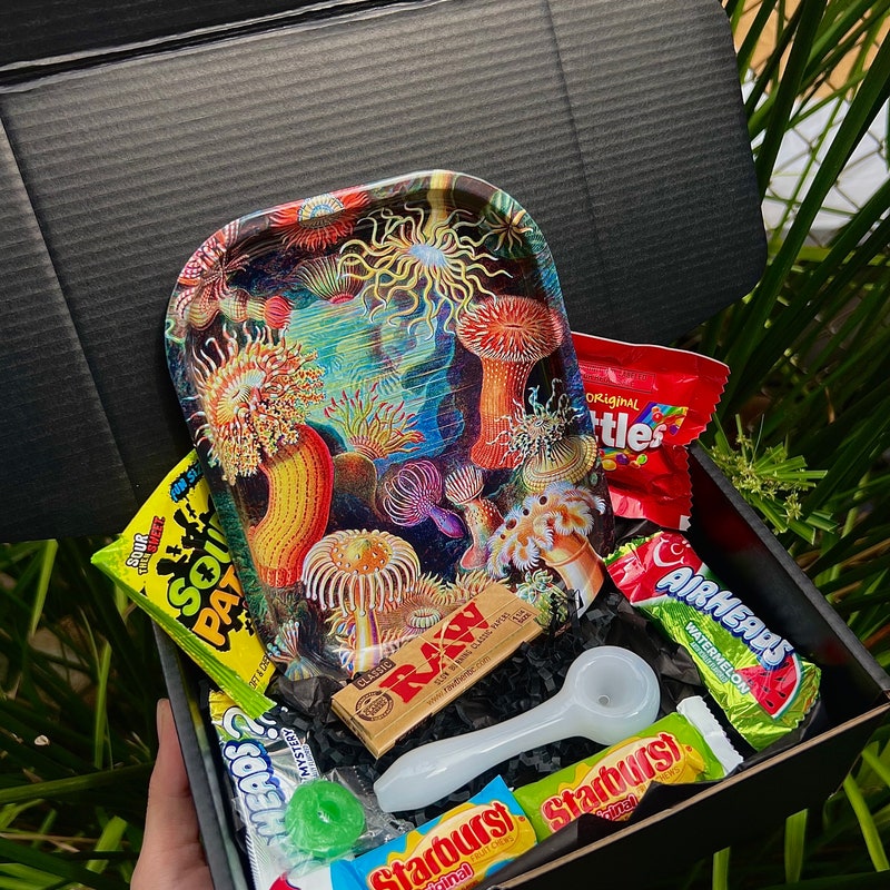 Stoner Gift Box - 60+ Gift Ideas for 2024