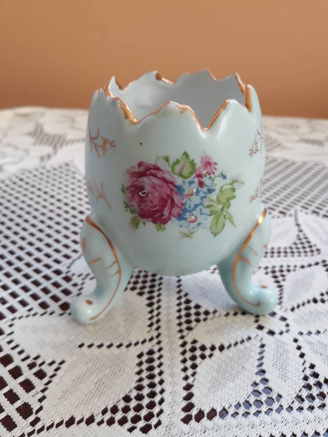 Napco Ceramic Footed Vase on the Shape of Cracked Egg - Etsy