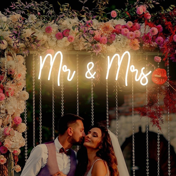 Wedding Mr and Mrs Neon Sign - Etsy