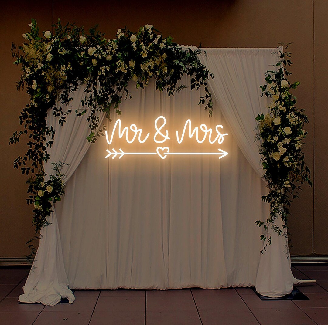 Mr & Mrs With Heart Arrow Neon Sign, Minimalist Wedding Decorations ...