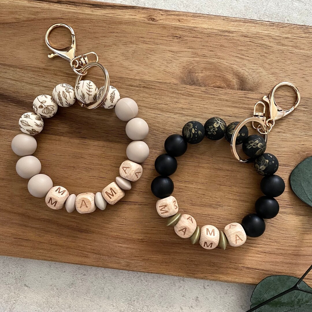 Wristlets Silicone Beaded Wildflowers Keychain Mama Matte Black Friend ...