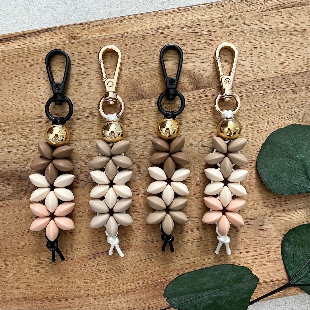 Beaded Flower Keychain: Neutral Floral Bag Charm - Etsy