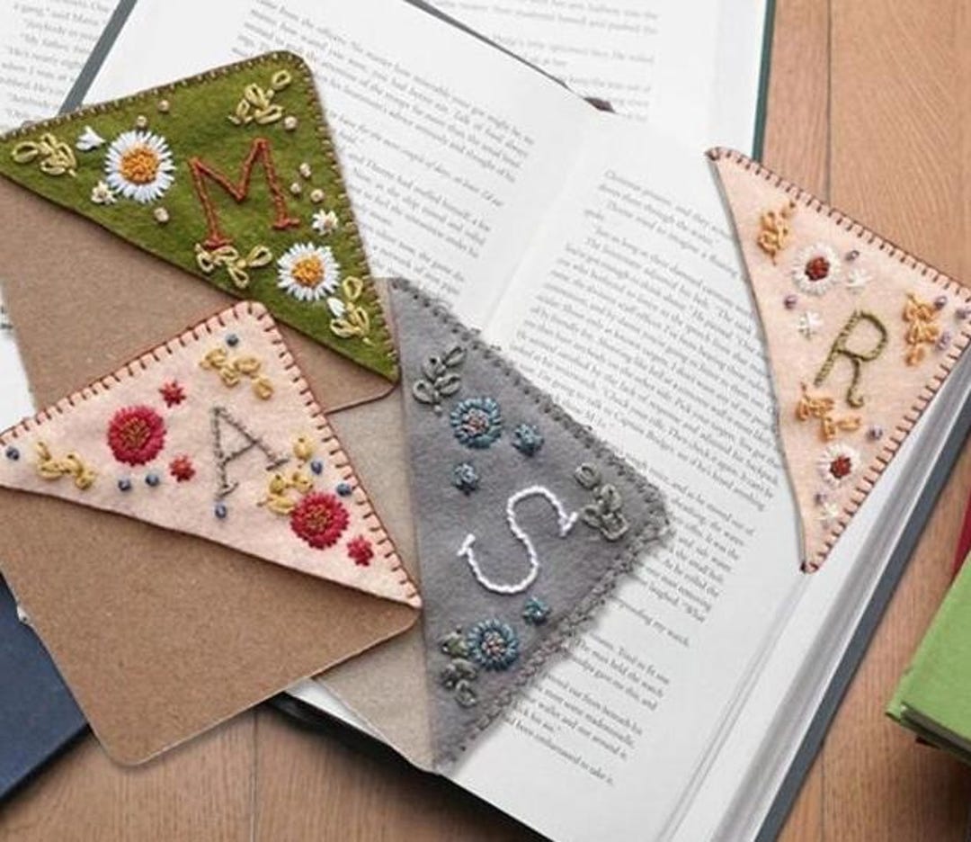 Embroidery Name Bookmark Personalized Corner Bookmark Handmade Bookmark ...