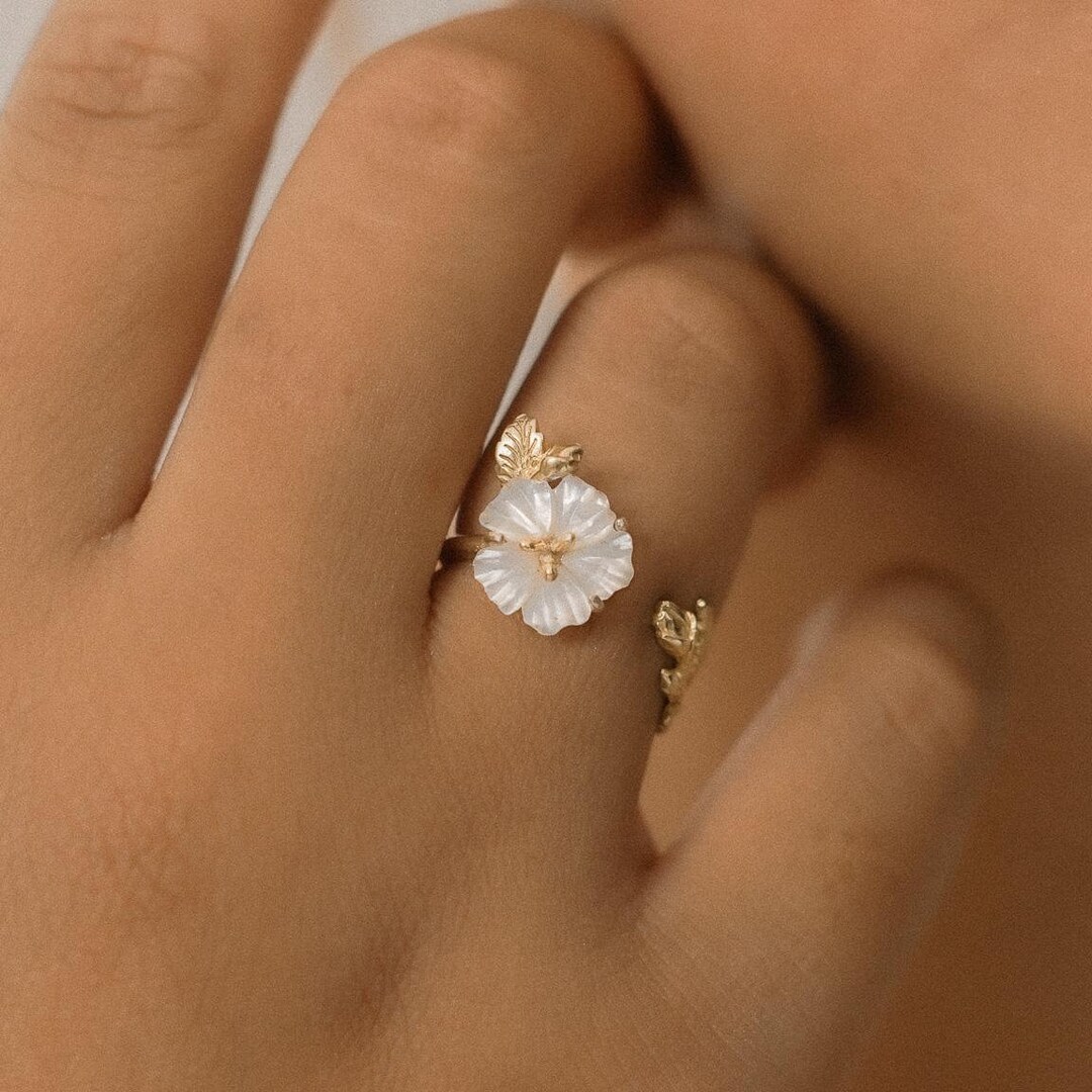 Flower Gold Ring, Hibiscus Ring, Pearl Flower Ring, Gift for Her, Hawaiian Jewelry, Pearl Ring ...