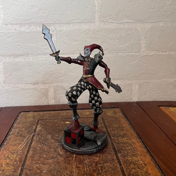 Shaco Statue - Etsy