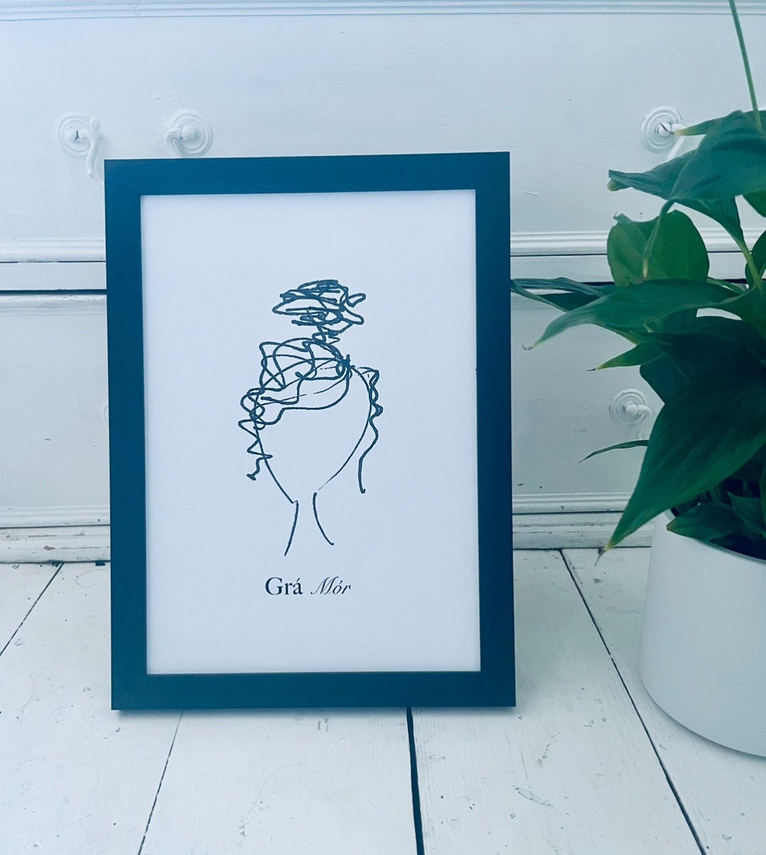 Grá Mór (big Love) Girl Line Drawing. Simple, Line Drawing, Black and ...