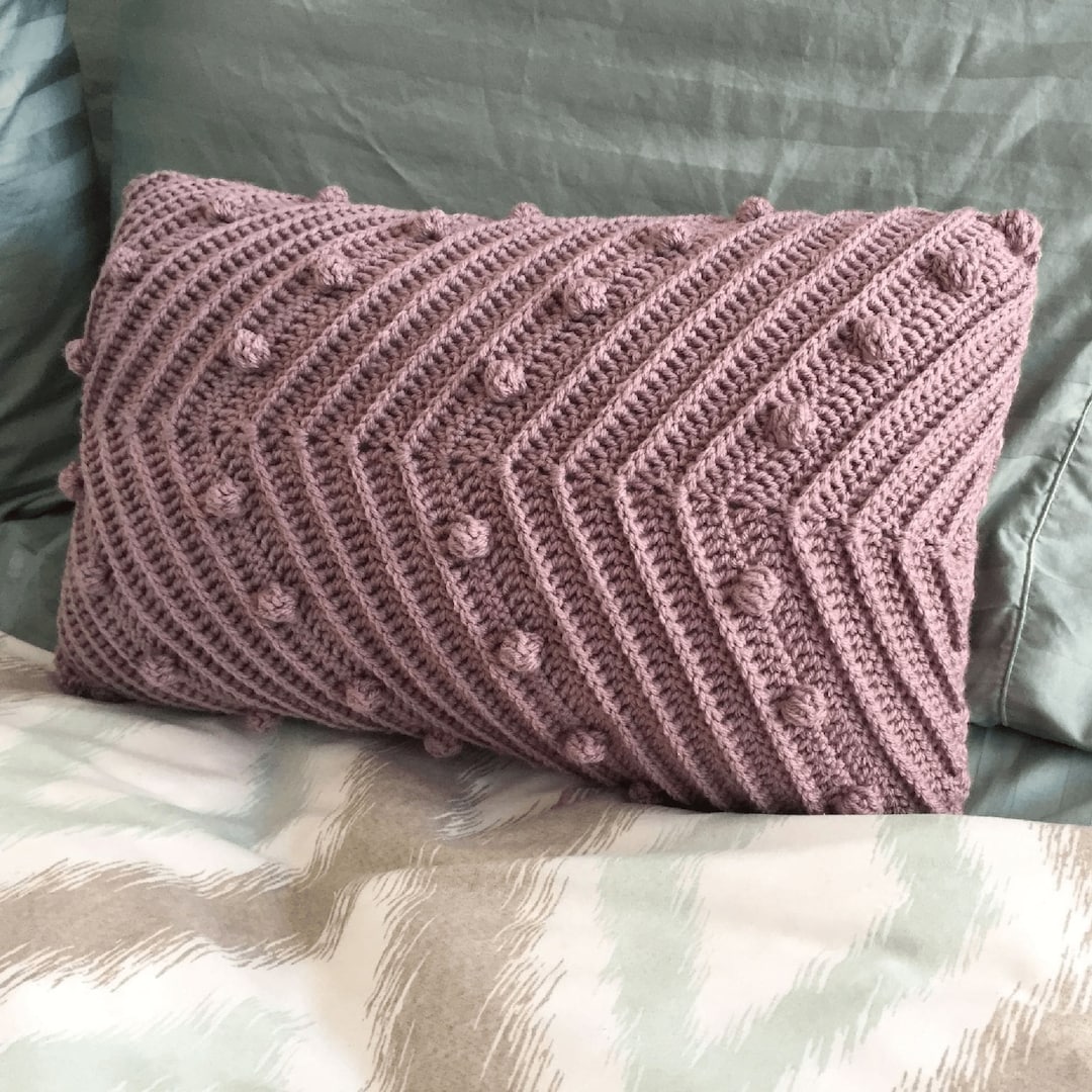 CROCHET PILLOW PATTERN - Spring Forward Pillow Pattern | Modern Crochet ...