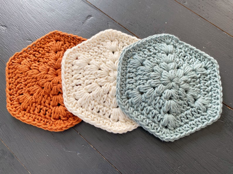 CROCHET COASTER PATTERN - Flower Power Coaster | Hexagon Puff Stitch ...