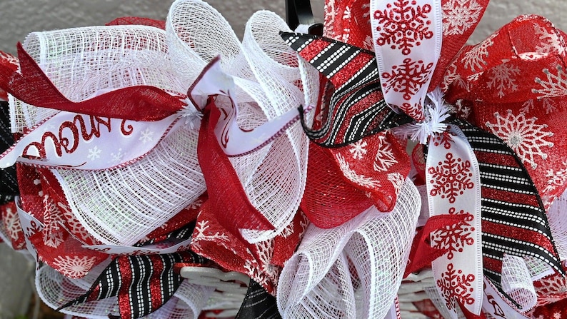 24" Winter Snowflake Wreath - Red White Winter Wreath - Etsy