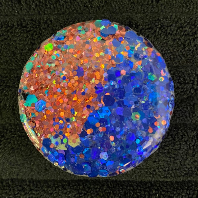 Glitter Stand - Etsy