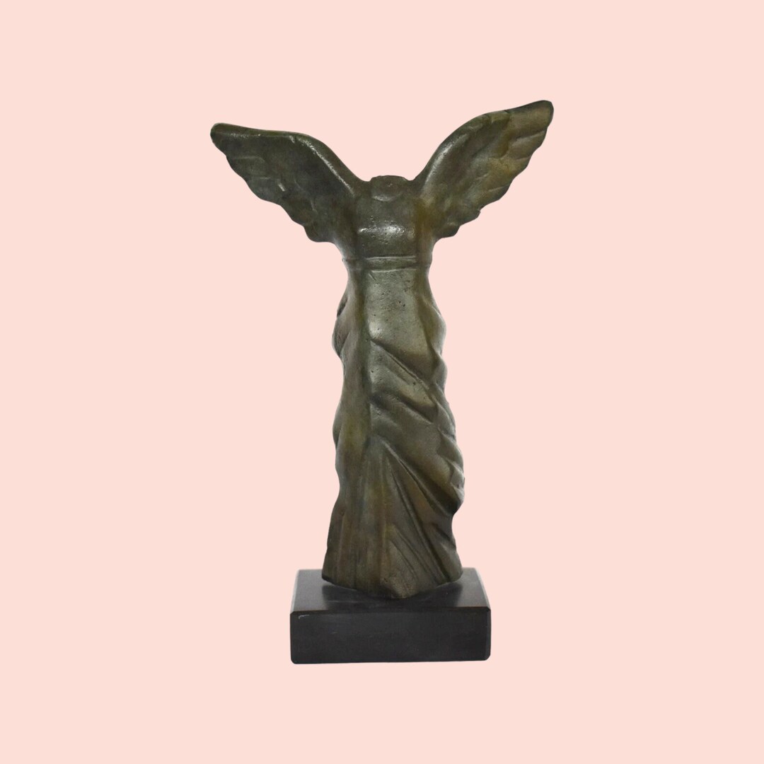 Nike Victoria - Winged Goddess of Victory, Strength and Speed ...