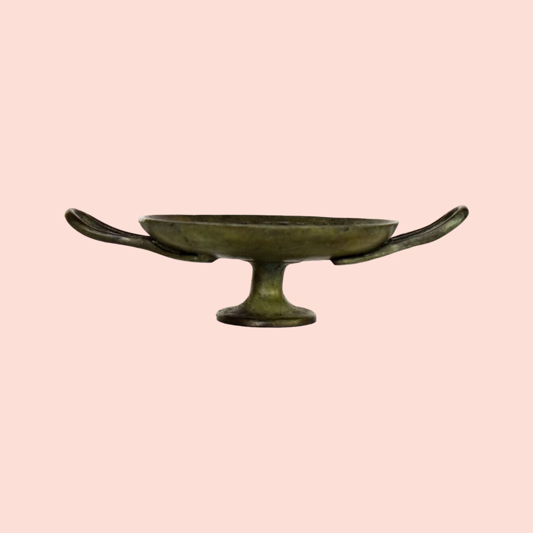 Ancient Greek Kylix With Floral Design - Macedonian Kingdom ...
