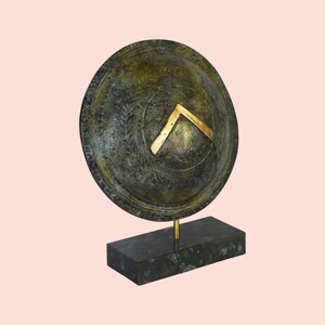 Leonidas Shield With Λ Symbol - 530-480 B.C - Warrior King of the Greek ...