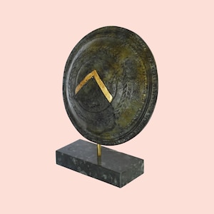 Leonidas Shield With Λ Symbol - 530-480 B.C - Warrior King of the Greek ...